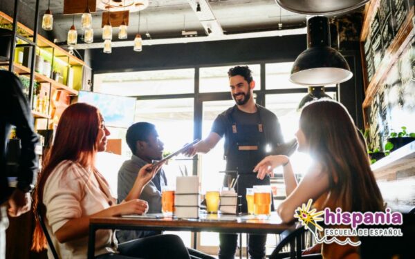 Vocabulario de restaurante en español: todas las palabras